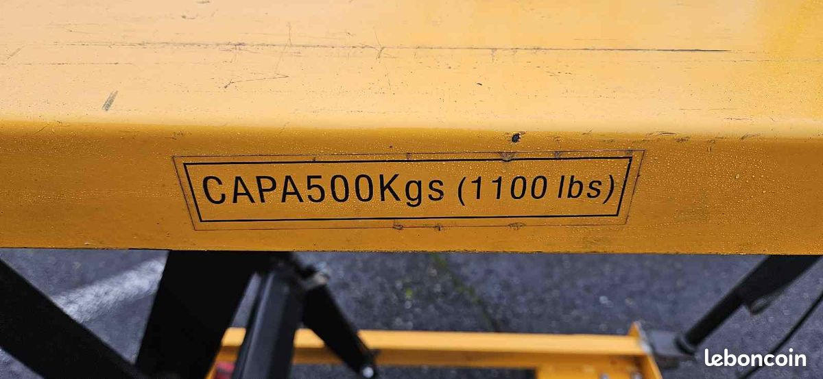 Table élévatrice Manutan - Manutention - Levage