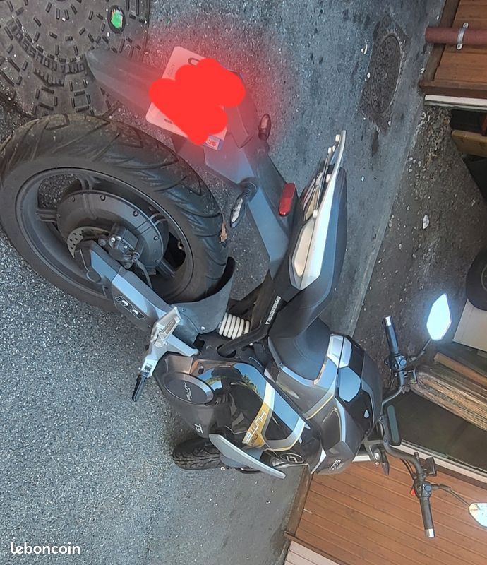 Super soco Street Hunter 50cc - Motos