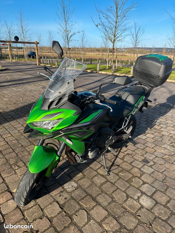 Kawasaki Versys 650 - 2022 - Motos