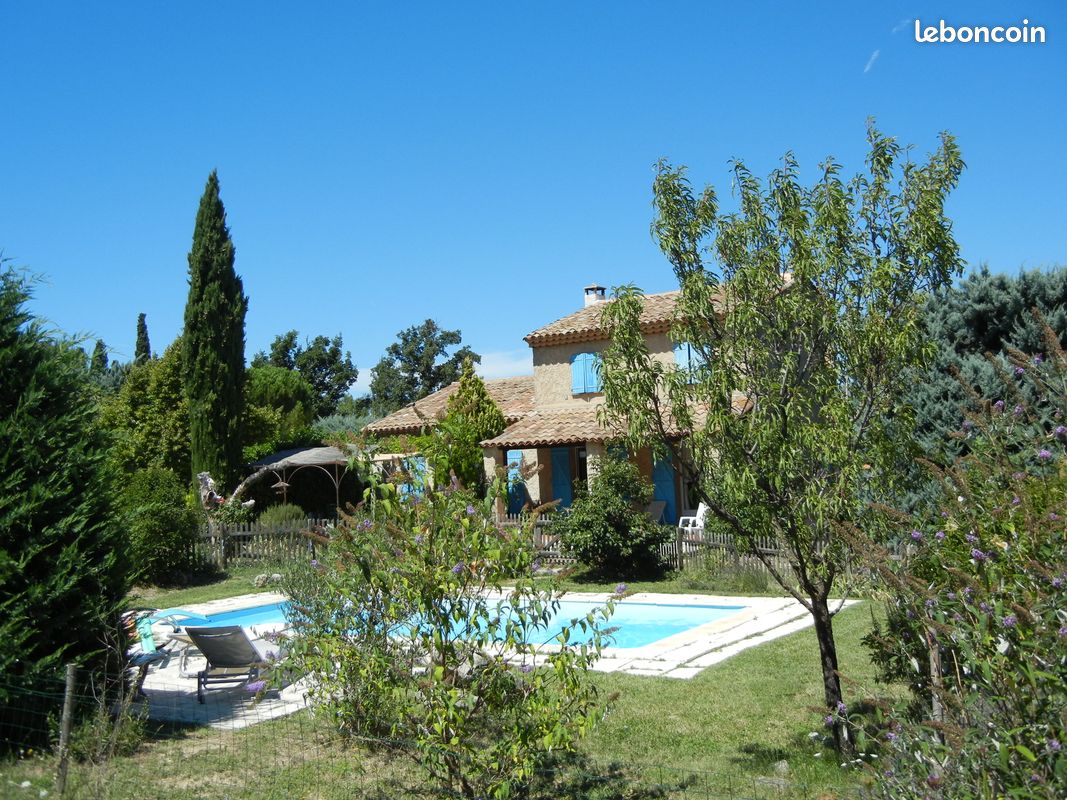 Maison de vacance en Provence au cœur du Luberon - Locations saisonnières