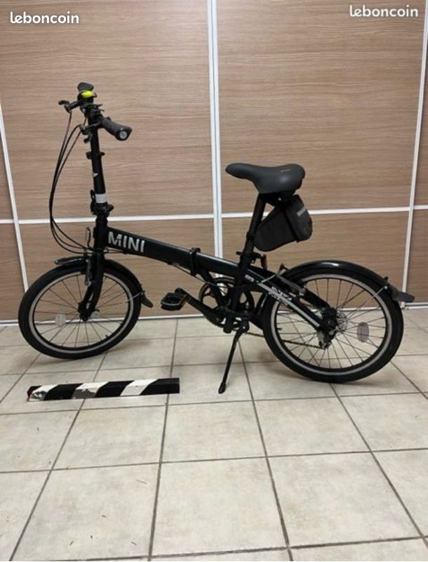 VÉLO PLIANT Marque : MINI 6 Vitesses - Vélos