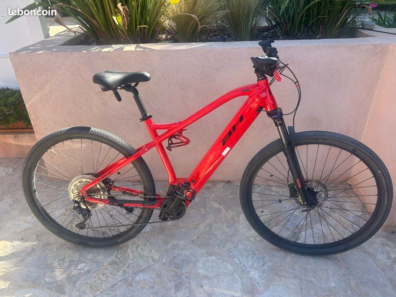 Vends VTT électrique BH Atom pro 29 pour homme ou femme - Vélos