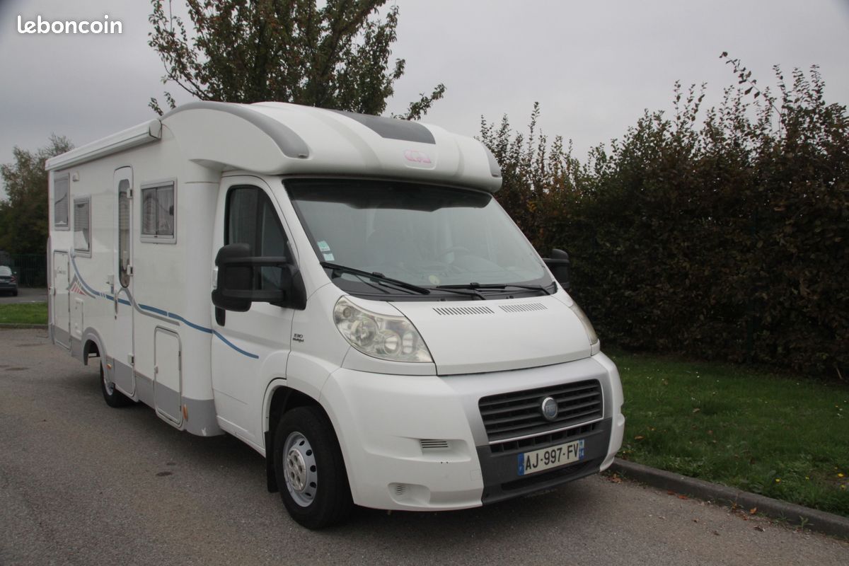Vends Adria Type 680SP Fiat Ducato cylind. 2,3L - 25000 euros à ...