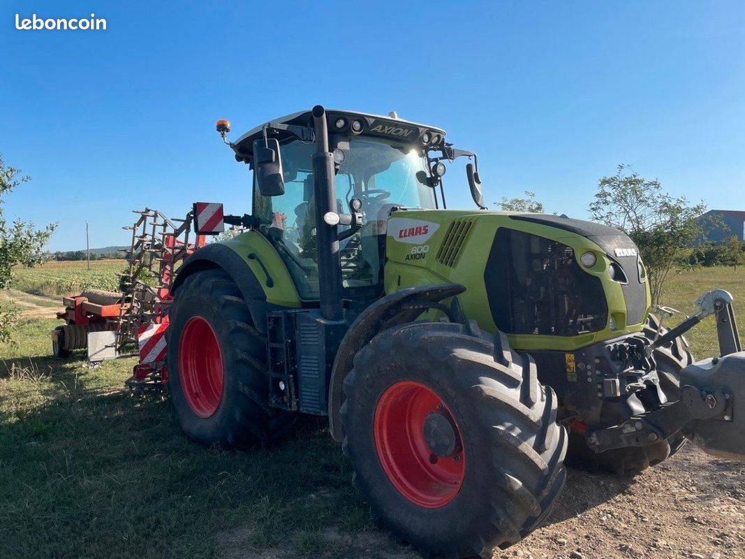 Claas AXION 800 - Tracteurs