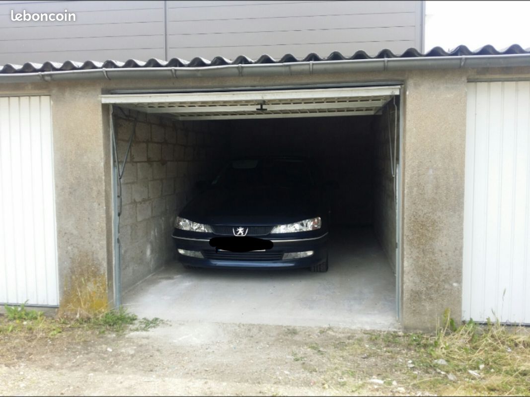 Garage box fermé - Locations