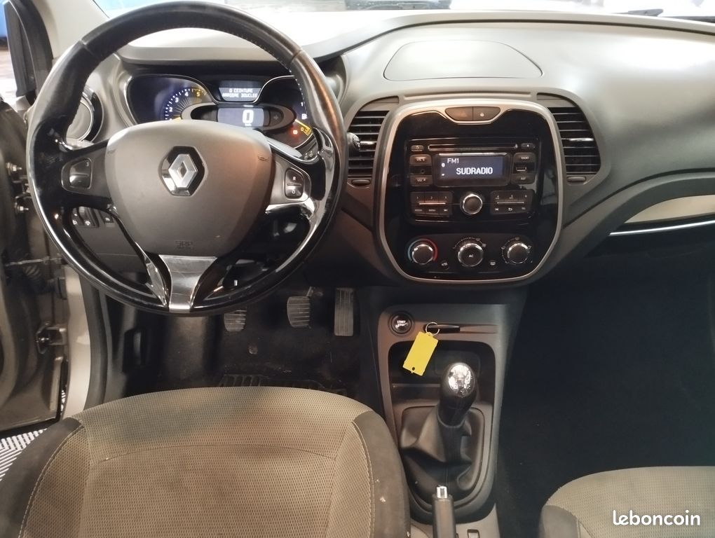 Renault Captur 1.5 DCI 90 ENERGY ZEN - Voitures