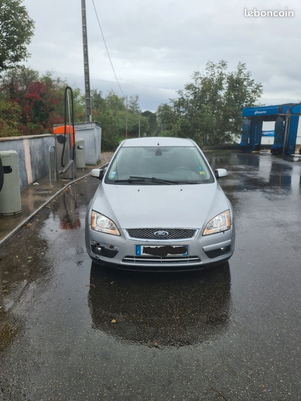 Ford focus diseli 1.8 - Voitures