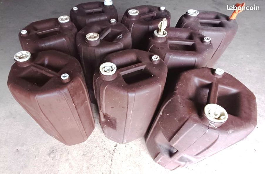 Bidons de 30 litres - Bricolage