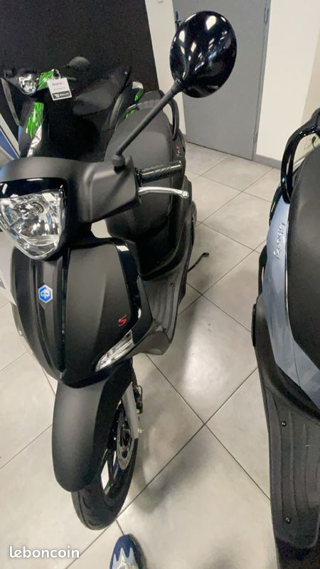 Liberty s 50 - Motos