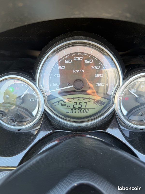 Yamaha Tmax 500 ABS – 2011 – 37 000 km – Très bon état - Motos