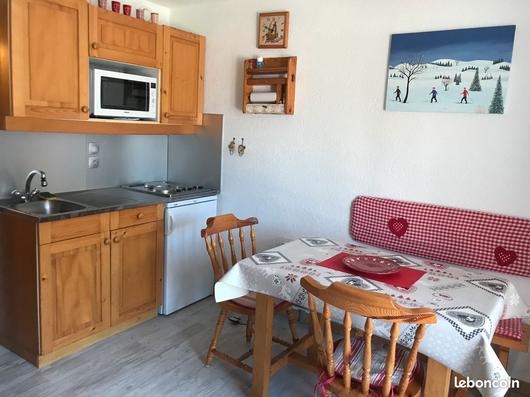 CHATEL F 2 LIBRE sauf sem 8 / 9 / 4pers - Locations saisonnières