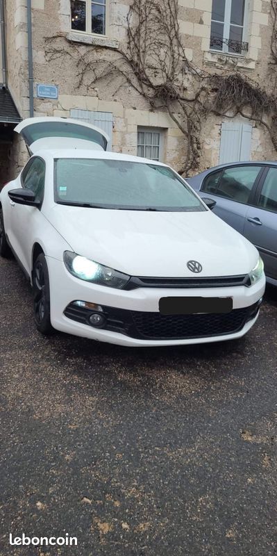 Bonjour, Je vends ma Scirocco - Voitures