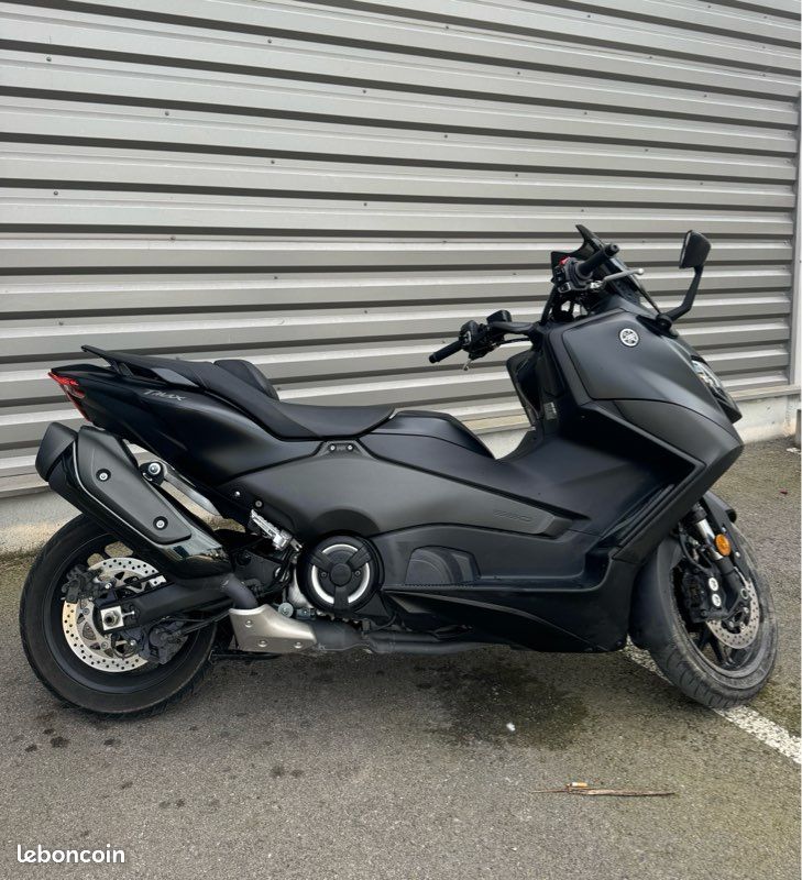 T Max 560 2023 - Motos