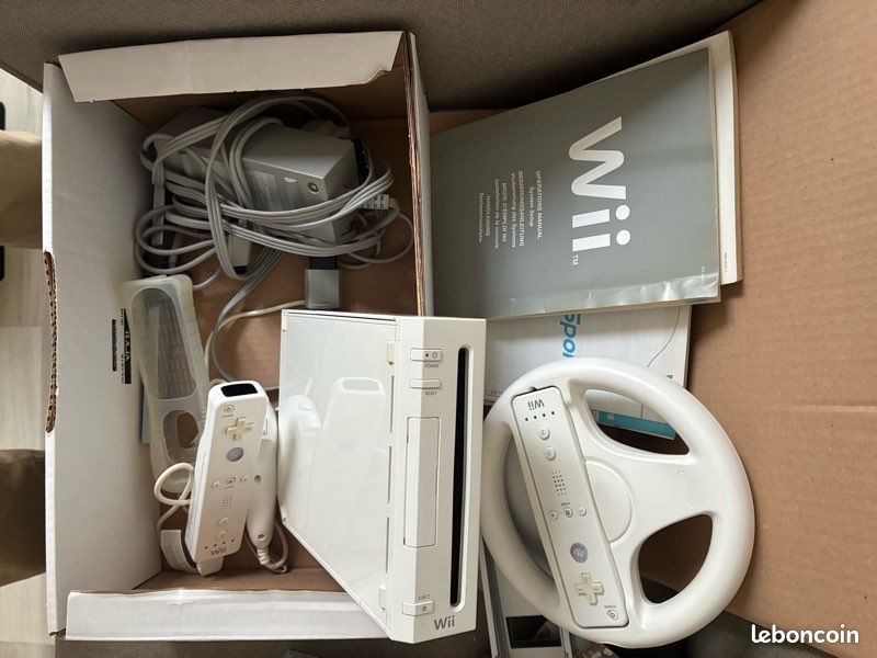 Console Nintendo Wii + Wii Sports – complète - Consoles