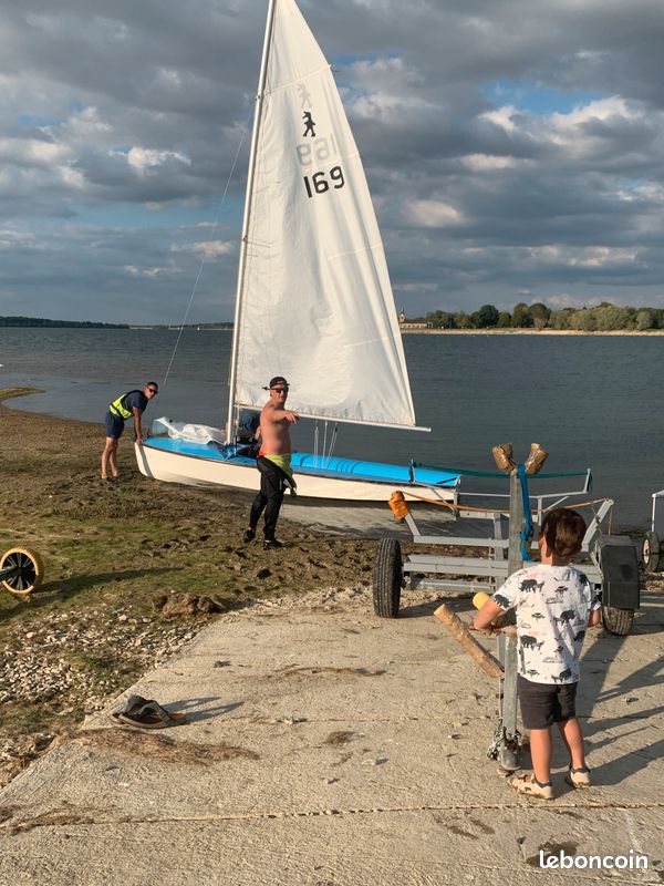 Dériveur CANETON - Nautisme