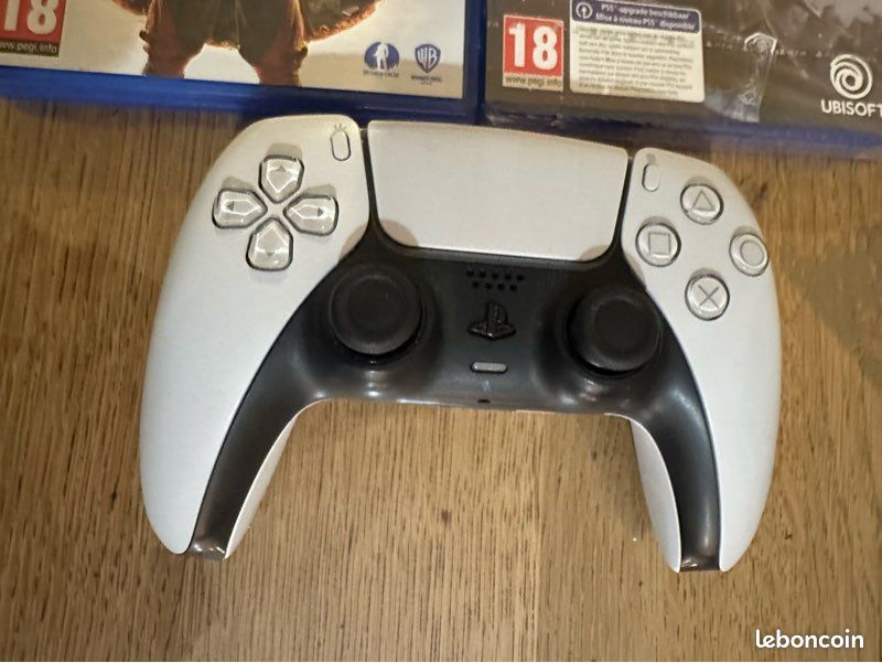 Ps5 standard + manette + 2 jeux - Consoles