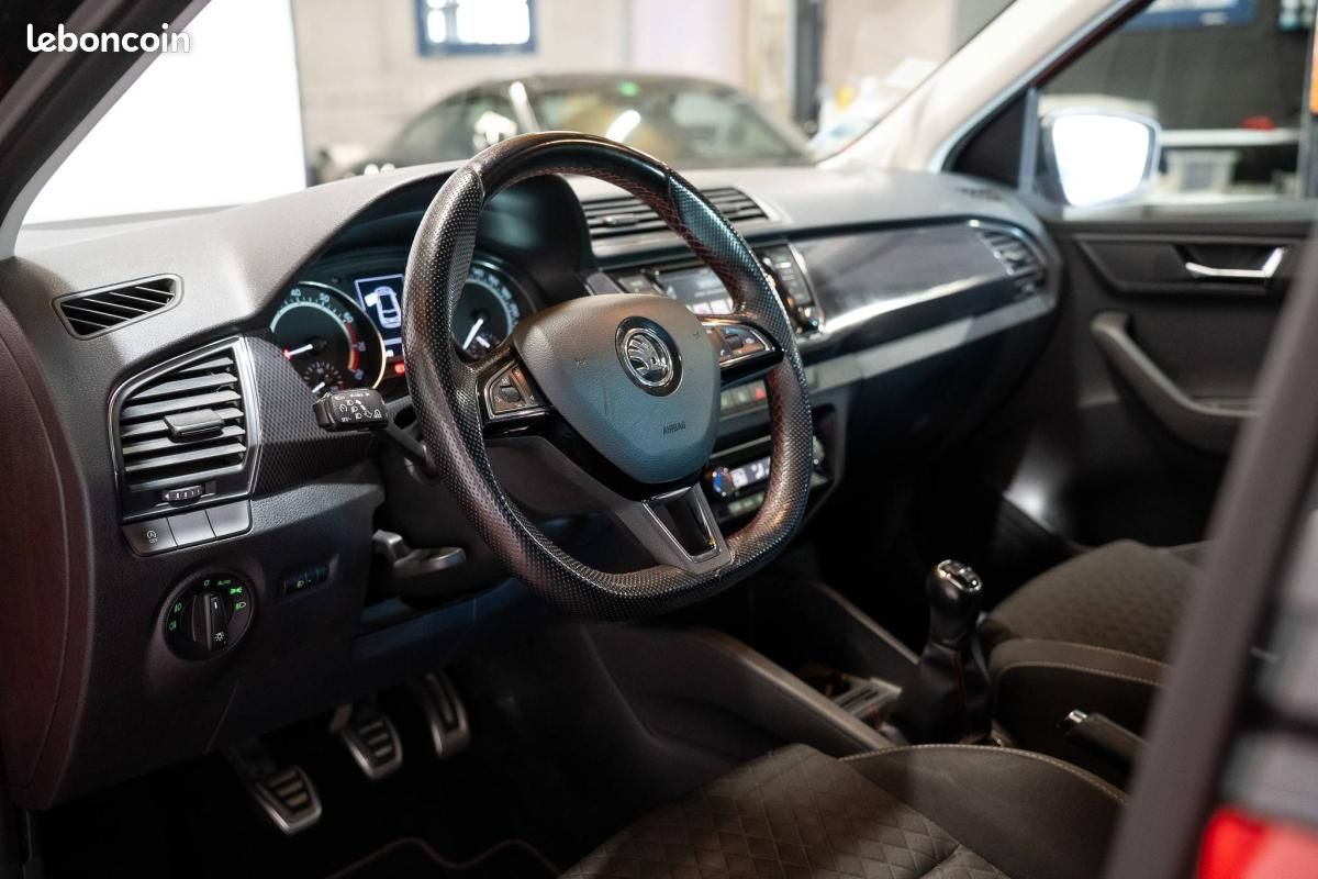 Skoda Fabia III 1.2 TSI 110ch Monte Carlo - Camera, Carplay, Keyless ...