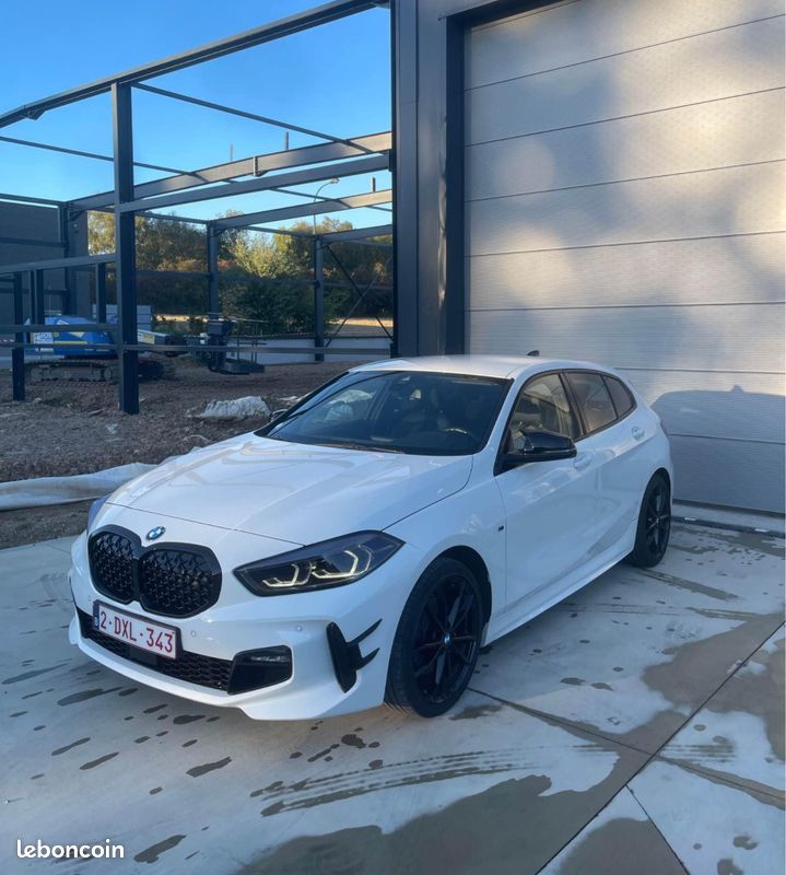 Neuve BMW F40 calandre Diamonds noire look M135i - Équipement auto