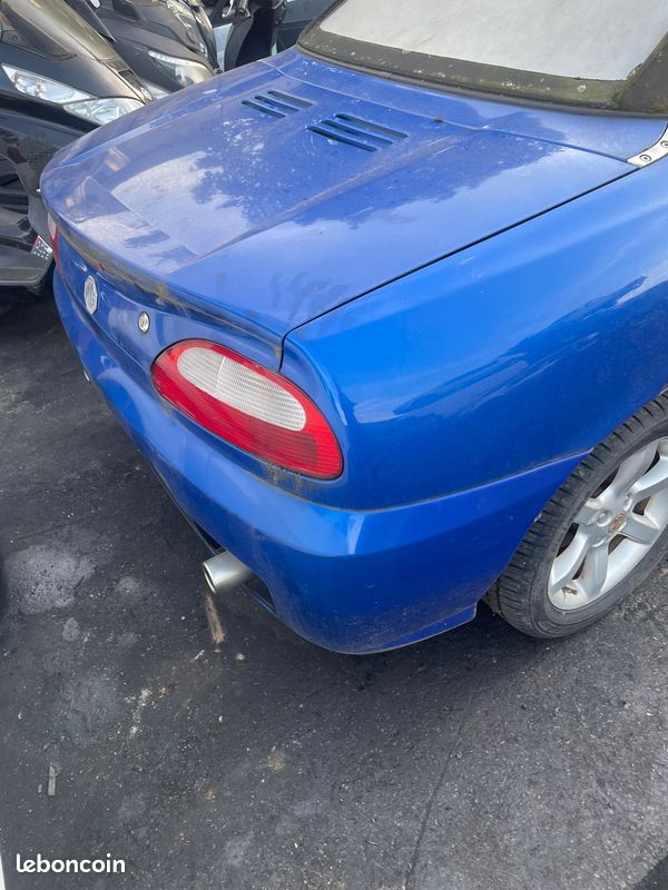 MG MG TF 135 136 ch Essence - Équipement auto