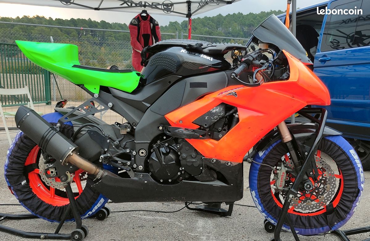 Kawasaki ZX10R - Motos