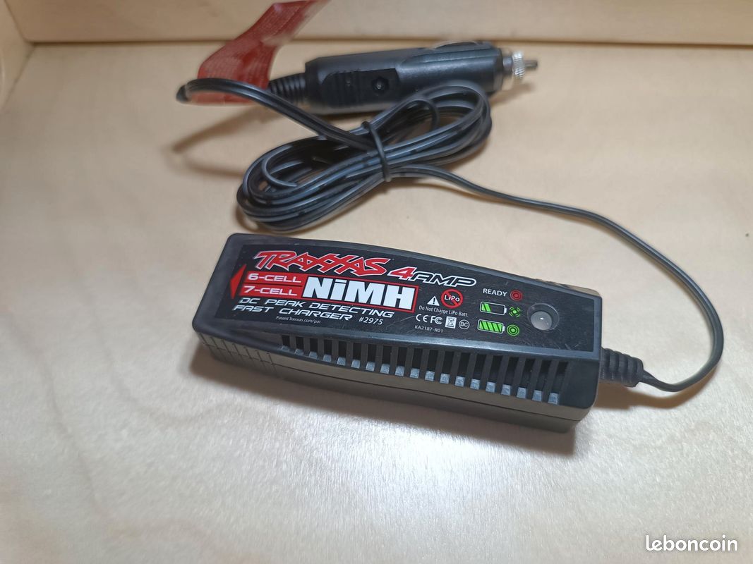 Chargeur DC NIMH 2A 7,2V prise allume cigare Traxxas 2974 - Modélisme