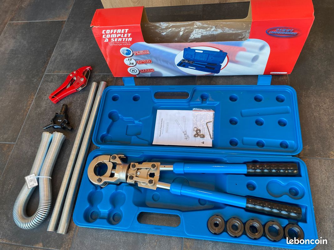 Lot pince à sertir PROFESSIONNEL pour raccords PER et multicouche avec accessoires - Bricolage