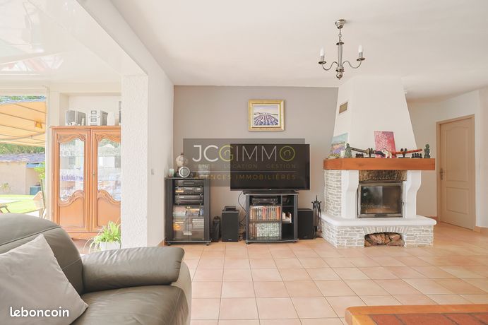 Maison à vendre et vente appartement Rocbaron (83136) - leboncoin