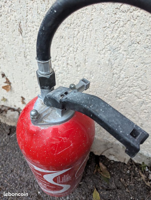 Extincteur SICLI 6L (Décoration ou Entraînement) - Bricolage