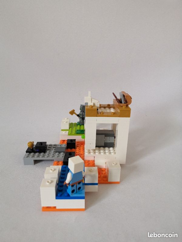 Lego Minecraft 21145 - Jeux & Jouets