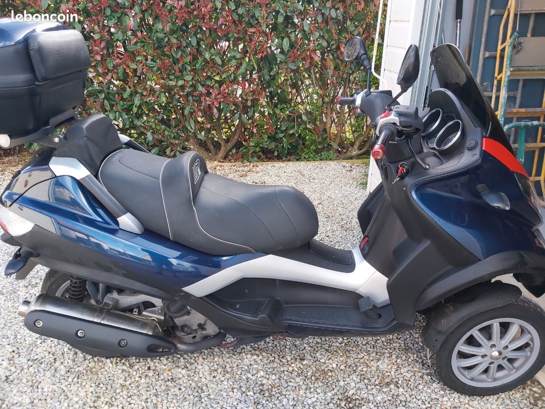 Mp3 Piaggio 400 - Motos