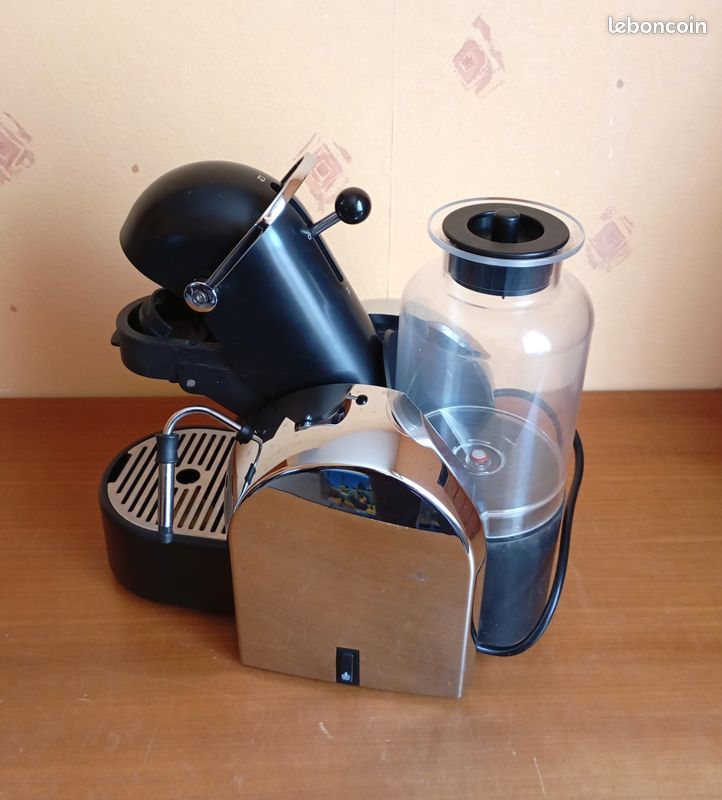 Machine à café Nespresso MAGIMIX M200 - Électroménager