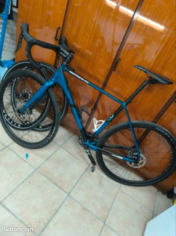 Vélo Cyclo cross URGENT - Vélos