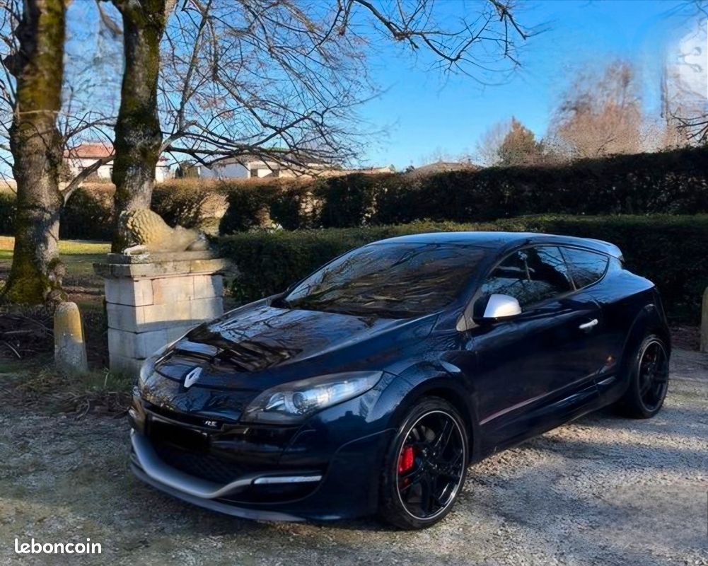 Megane RS Redbull RB8 - Voitures
