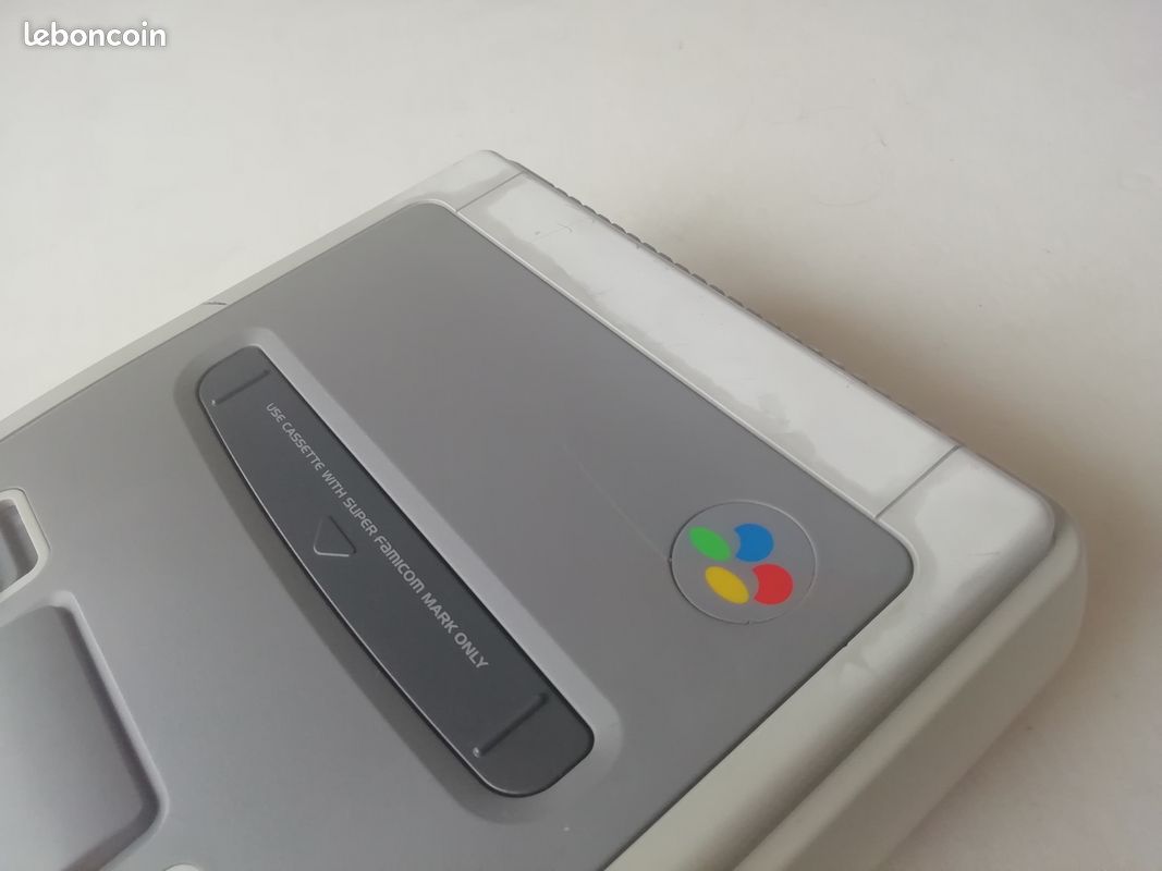 Snes Nintendo Super Famicom region free RGB 60/50HZ - Consoles