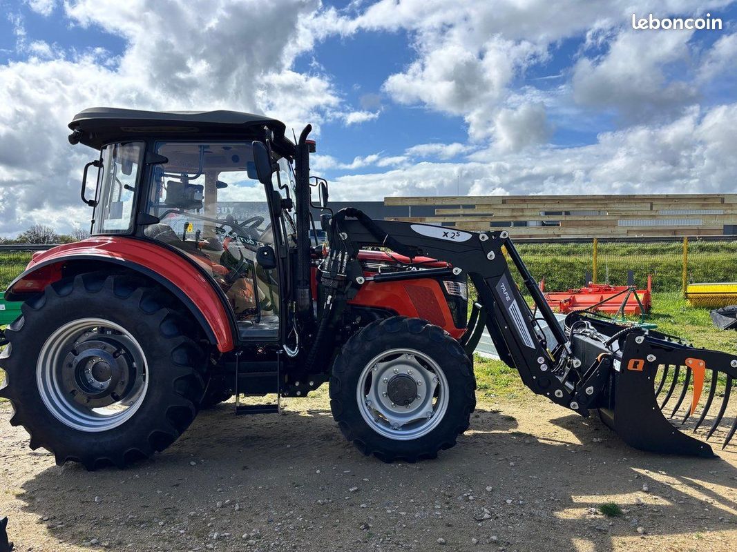 Tafe 7515 Cabine avec chargeur frontal - Tracteurs