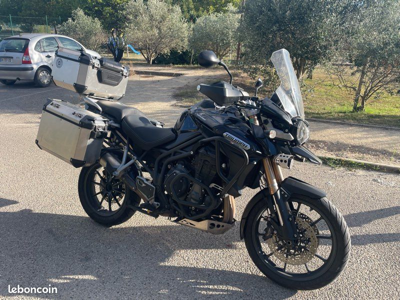 Triumph 1200 Tiger Full option - Motos