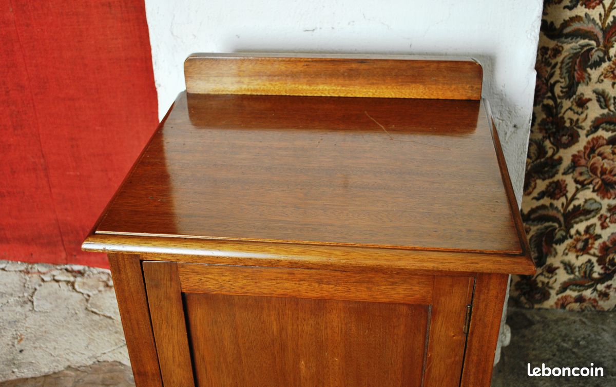 Petit meuble de rangement Anglais en acajou massif tout début 20e ...