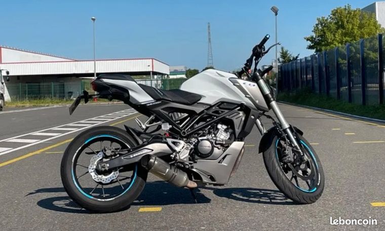 Cb125r d'occasion - Motos - leboncoin