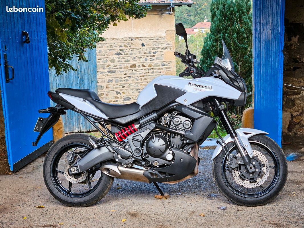Kawasaki versys 650 A2 - Motos
