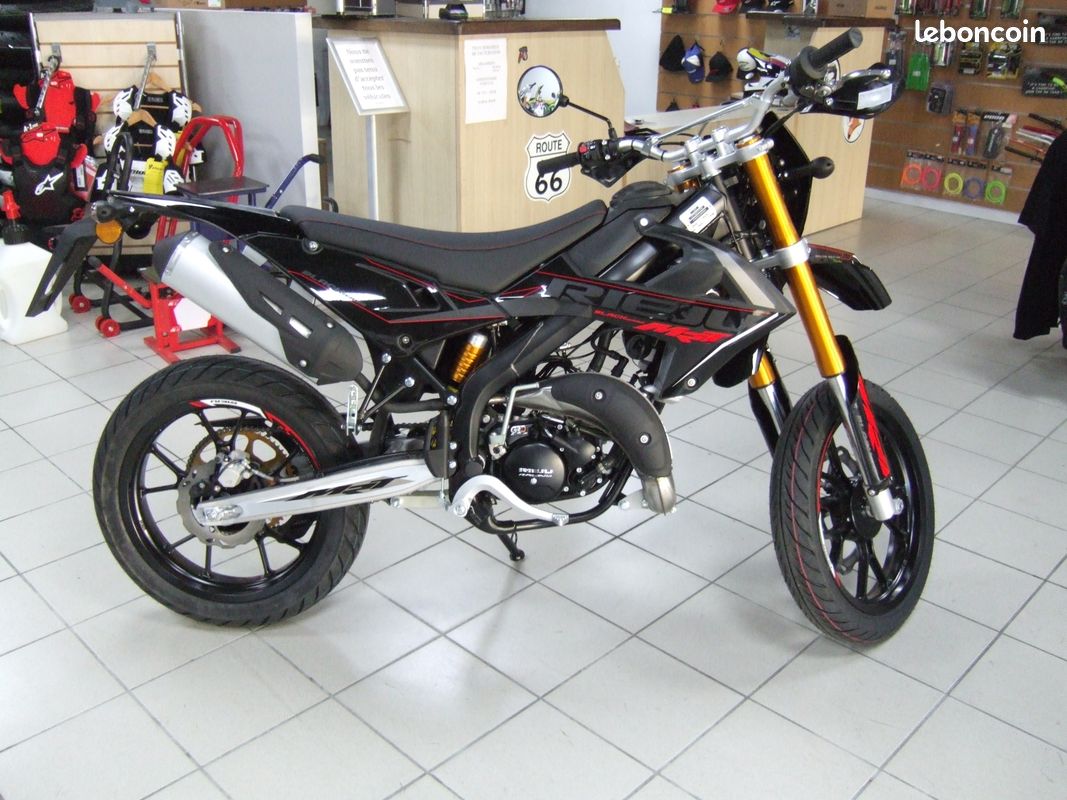 Moto 50 rieju mrt pro super motard - Motos
