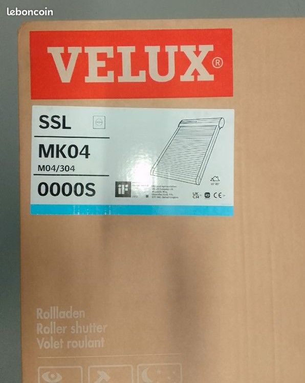 Lot fenêtre velux GGL MK04 + raccord + volet solaire (TOUT EST NEUF ...
