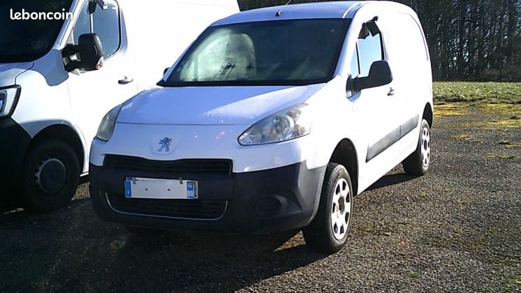 Utilitaires et fourgons d’occasion « partner 4x4 dangel » Toute la ...