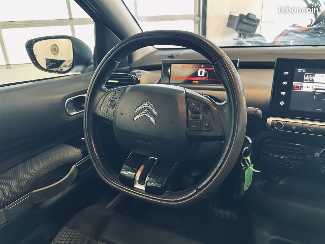 Citroën C4 CACTUS Citroën C4 Cactus 1.2 VTi 82ch Feel - Voitures