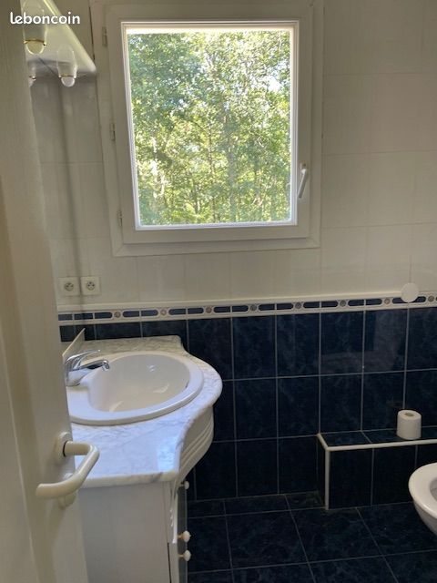 Chambre en cohabitation intergénérationnelle - Colocations