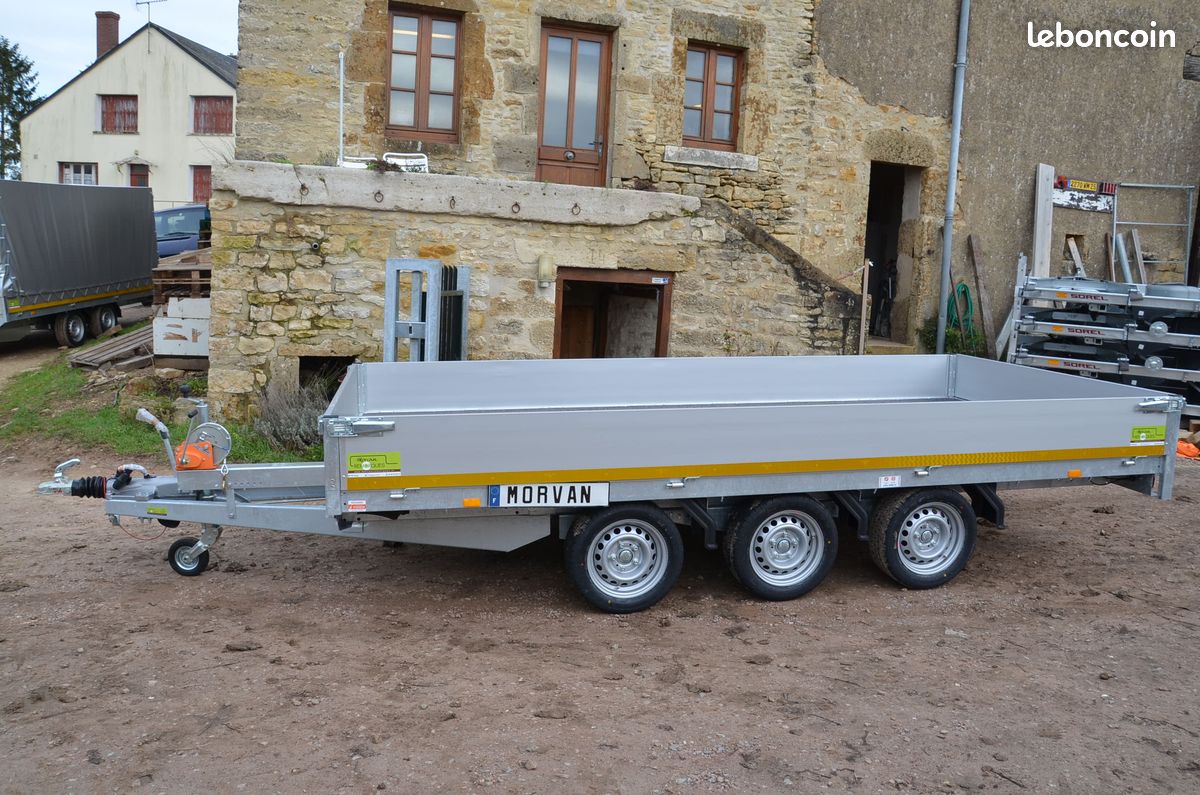 Eduard Plateau multi-usages 406x200 3 ess. Nu rampes et treuil PTAC ...
