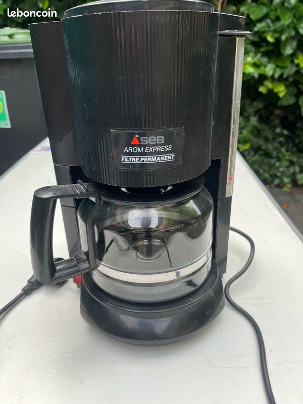 Cafetier Seb 12 tasses - Électroménager