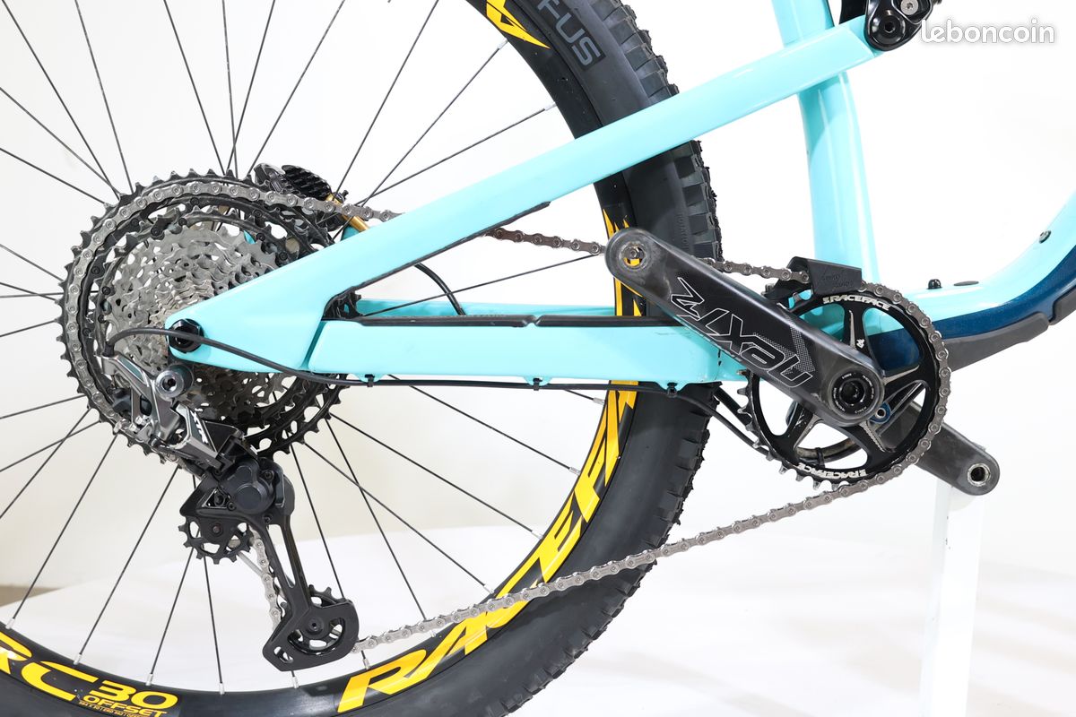ROCKY MOUNTAIN Altitude Carbon 90 XTR, VTT tout suspendu enduro en carbone (13kg seulement ...