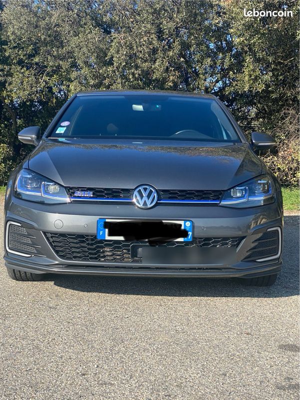 Volkswagen Golf GTE 7.5 - Voitures