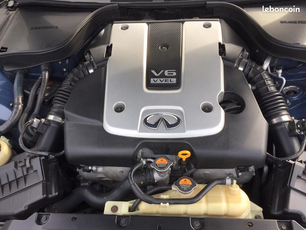 INFINITI g37s coupé 320 cv, 5,8 s, éthanol, état exceptionnel - Voitures