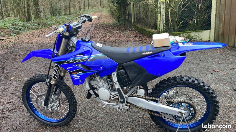 125 yz 2021 - Motos